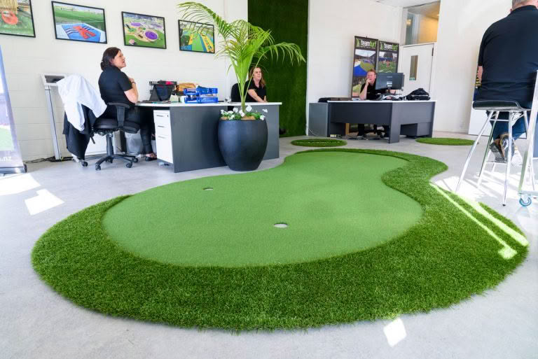 Buy The Best Office Putting Green Online At Teamturf