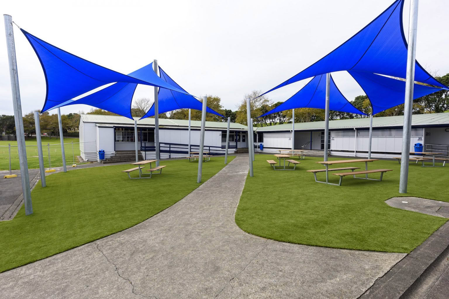 School Landscaping turf - Teamturf